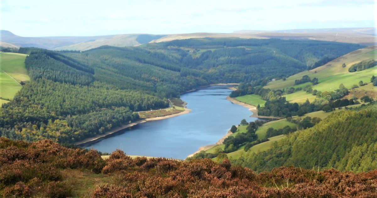 Fairholmes (Derbys) - Ramblers